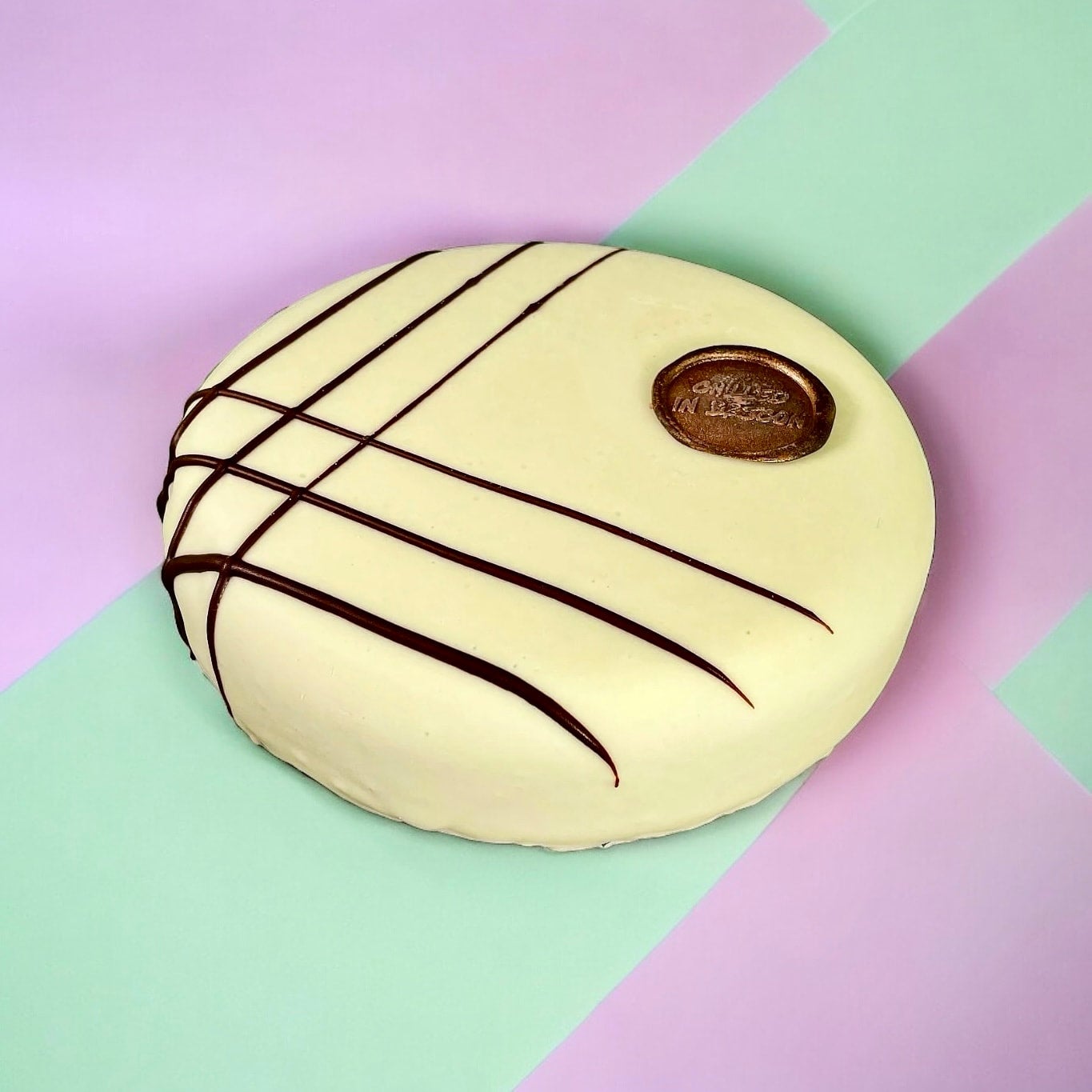 Small White Chocolate Kinder Ice Cream Cake | Llanfaes Dairy Ice Cream